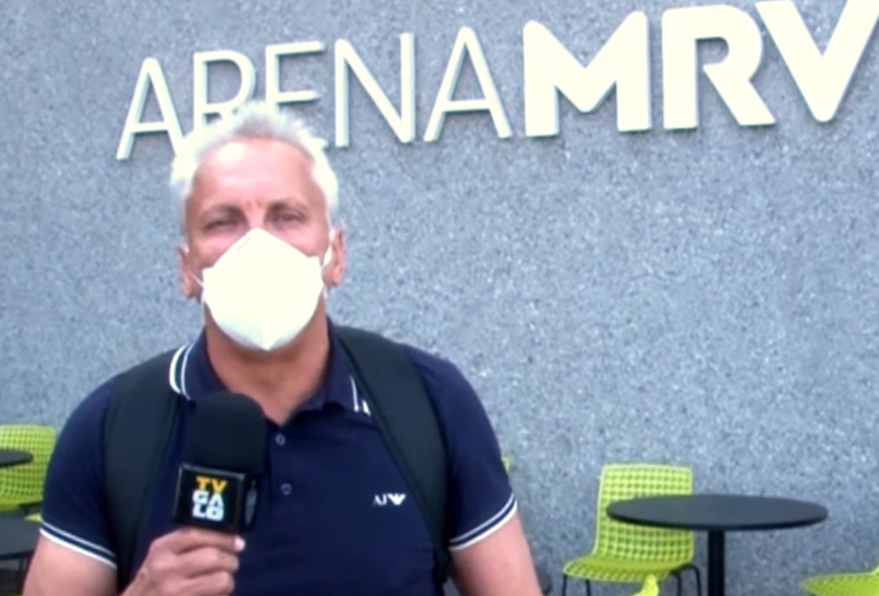 Éder se impressiona em visita às obras da Arena MRV - Clube Atlético ...